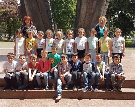 დაბა ჟინვალის საჯარო სკოლის მოსწავლეები ექსკურსიიდან შთაბეჭდილებებით დატვირთულები დაბრუნდნენ