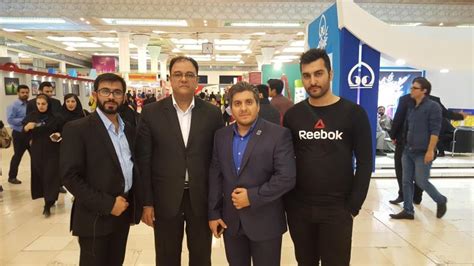 Morteza Behnam On Linkedin نمایشگاه مطبوعات با دوستان خوبم تایماز