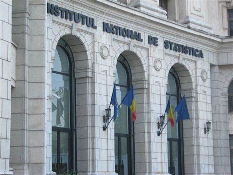 INS: Cifra de afaceri din comerţul cu ridicata, cu excepţia comerţului cu autovehicule şi ...