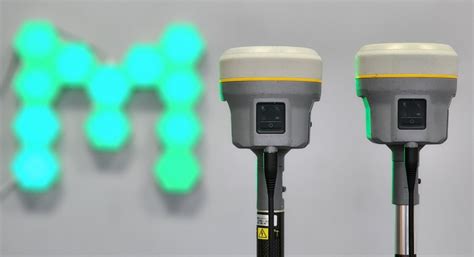 Trimble R10 Dual Gps Gnss Beidou Galileo Rtk Base And Rover Setup W Tsc5 Access Ebay