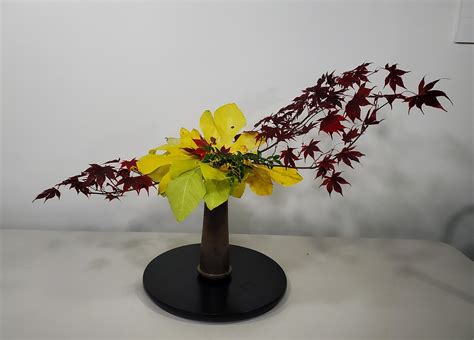 Fall Flower R Ikebana