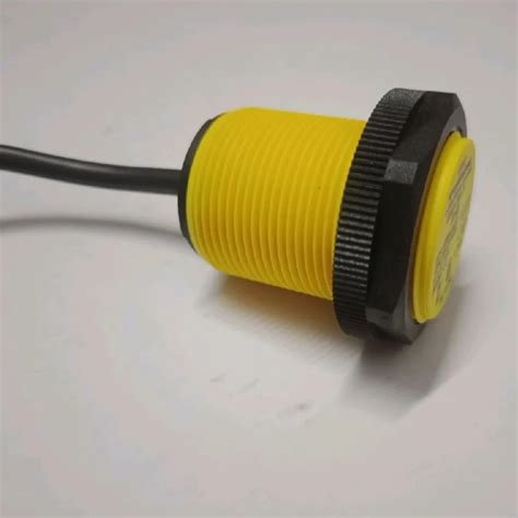 Plastic M30 Turck Inductive Proximity Sensor Model Name Number BI10 P30 Y1 S100 At 9500