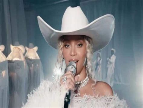 Beyoncé Triunfa Con Show De Medio Tiempo En El Nfl Christmas Gameday Imagen De Veracruz