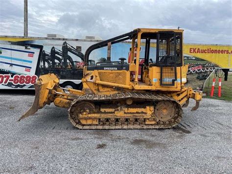 Dressta Td 9m Crawler Dozer Ek Auctioneers Llc