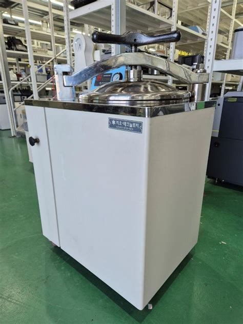 지오테크놀로지 Auto Clave 오토 클레이브 고압멸균기 80리터 엠아이티솔루션