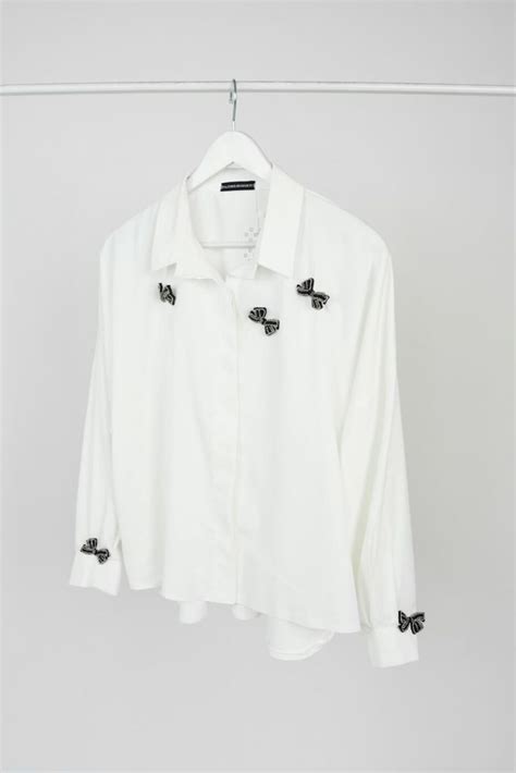 Difen نعیمه محسنی