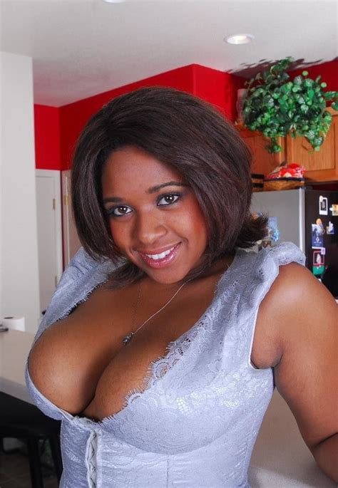 Aleera Flair Aleera Exquise Chubby Chocolatée P1396721545 Porn Pic