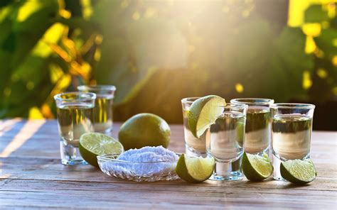 Картинки алкогольный напиток мексиканский элитный алкоголь текила рюмка бокал лайм соль