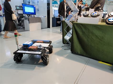 호이스트 지게차 쓰는 공장이라면 메카넘 휠 이용한 전방향 이동형 로봇에 주목 Today 여기에뉴스