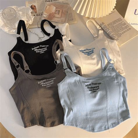 가슴패드내장4컬러 핫걸 핫썸머 여름나시 민소매 기본끈나시 민소매티 크롭티 란제리룩 섹시룩 슬림핏 스키니핏 날씬해보이는 기본나시 이너나시 속나시 페스티벌룩 자수포인트