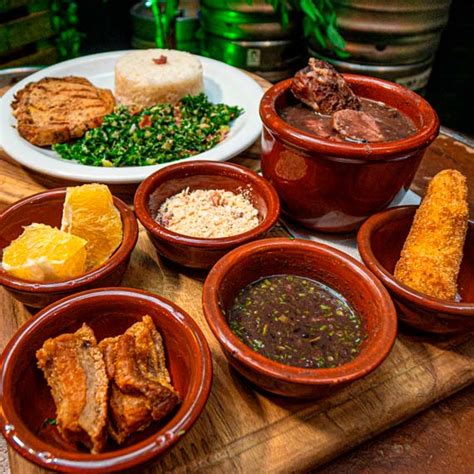 Sábado é Dia De Saborear A Nossa Maravilhosa Feijoada