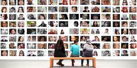 Social Comparison Theory And 12 Real Life Examples