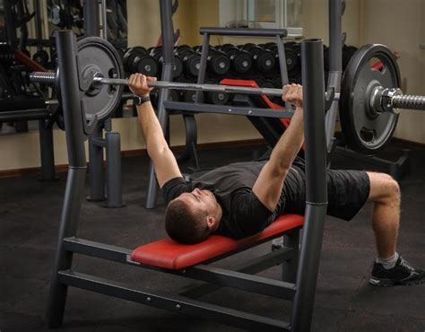5 Reasons You Get Wrist Pain Bench Pressing How To Fix Fitbod