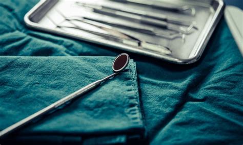 Simple Extraction Vs Surgical Extraction What Is The Difference