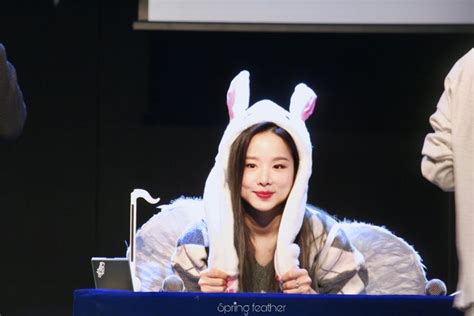 Pin By ♥️𝓡𝓞𝓢𝓔♥️ On Exid Solji Korean Singer Singer Vocalist