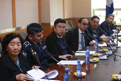 Хүний эрхийн төлөв байдлын тайланг хэлэлцлээ