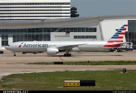 N718an Boeing 777 323er American Airlines Lasse Fuss Jetphotos
