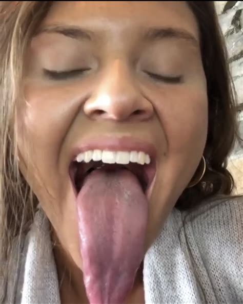 Handlemytongue Close Up Thisvid Com