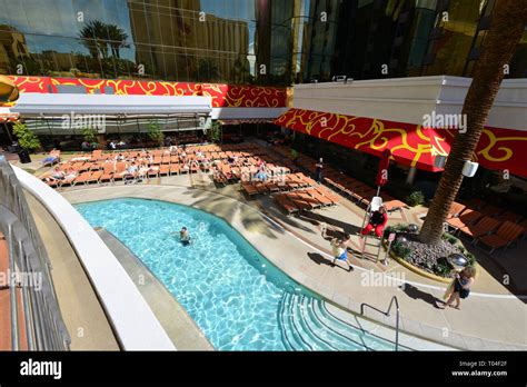 The Nugget Las Vegas Pool