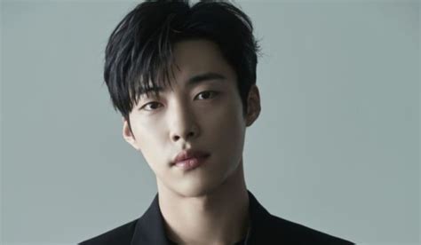 Woo Do Hwan Signs With New Agency Jazminemedia