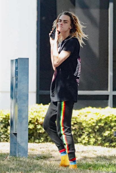 علت رفتار عجیب و غریب کارا دلوین چیست؟ ویدیو