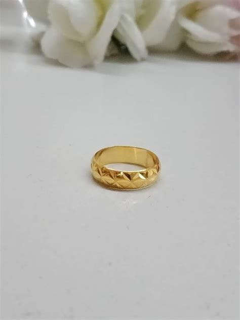 ကျန်စစ်အထည်ဆ ကျန်စစ်အထည်ဆိုင်နှင့် ကွန်ပျူတာစက်ထိုးစက်ရုံ