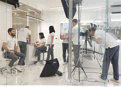 Медгарант плюс Давно мрієш про ідеальну посмішку Завжди хотів відбілити зуби Третій рік