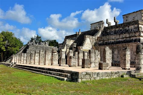 Temple Of The Warriors At Chichen Itza Mexico Encircle Photos