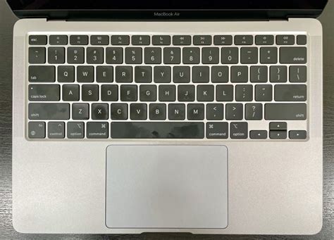Apple Macbook Air M Review