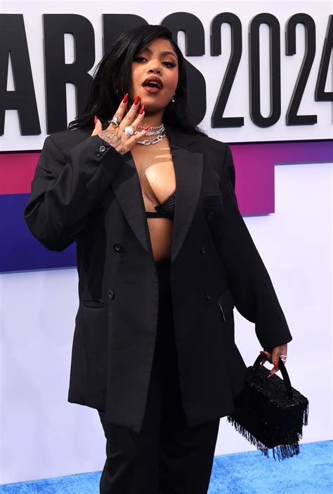 Duquesa Comprova Que é Uma Das Principais Rappers Da Atualidade Em