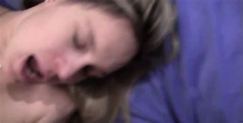 Husband Films Wife To Share Eporner