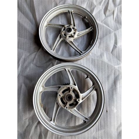 Jual Velg Honda Cbr 250 Cbu Abs Original Velg Set Nap Gear Honda Cbr 250 Cbu Original Shopee