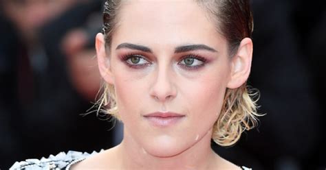 크리스틴 스튜어트 동성 연인과 약혼 발표 결혼할 것[할리우드비하인드]