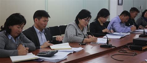 АЙМГИЙН ИТХ ЫН ТӨЛӨӨЛӨГЧИД ХЭЛТЭС АГЕНТЛАГЫН ДАРГА НАРТАЙ УУЛЗЛАА