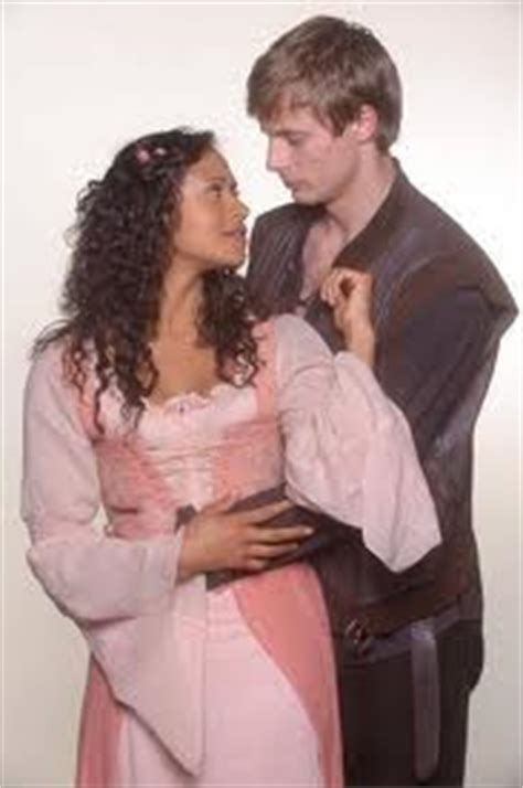 Gwen Arthur Merlin On Bbc Photo Fanpop