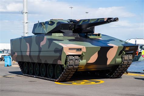 Lynx Kf41 In Auscam To Be Offered For Project Land 400 For Australian