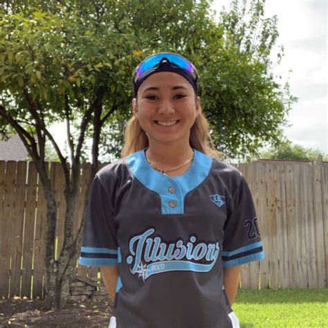 Jasmin Benitezs Softball Recruiting Profile