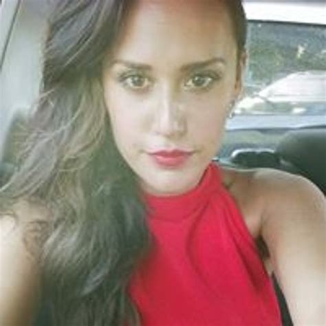 Stream Daniella Capelouto Music Listen To Songs Albums Playlists