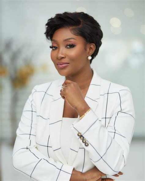 31 Most Flattering Long Pixie Hairstyles For Plus Size Women