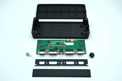 Raspberry Pi Pico Converts Retro Controllers For