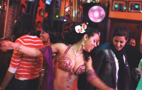 For Arab Lesbians A Place To Dance Freely Nytimes Com