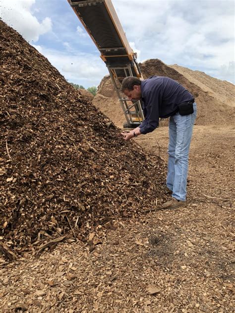 North Carolina Mulch Improves Safety Efficiency With New Feeder Stacker Ceg