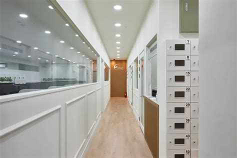 쾌적한 화이트톤 심플한 77평 스터디 카페 인테리어 평택