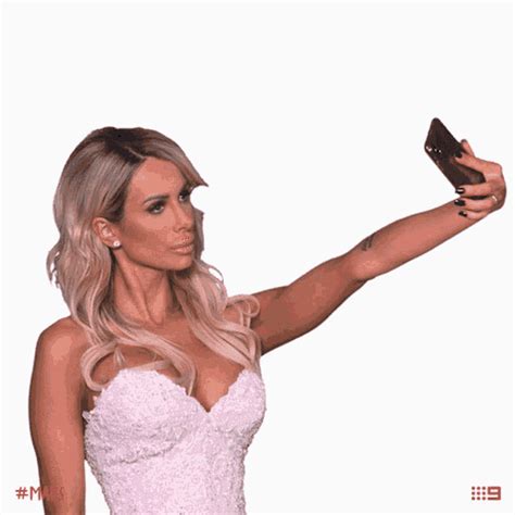 Selfie Picture  Selfie Picture Pose Discover And Share S