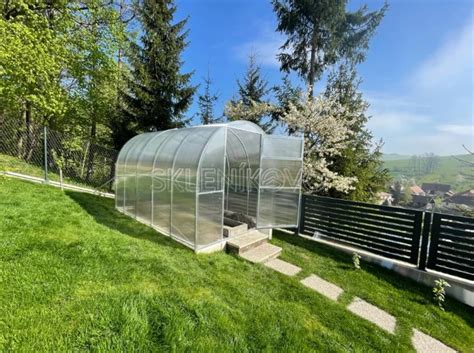 Ako Vybra Najlep Ie Miesto Na Z Hradn Sklen K Sklenikovo Sk