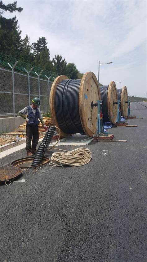 154kv 맨홀 내부사진 파워케이블공사 특고압 케이블 지중관로포설 지중송전 배전한전관로전력구택지지구공장관로연료전지수상태양광풍력발전소닥트뱅크포설