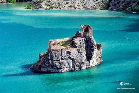 კავკასიძეების ციხე Georgian Travel Guide