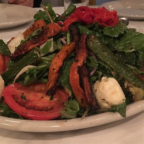 Carmines 44th Street Nyc Restaurant New York Ny Opentable