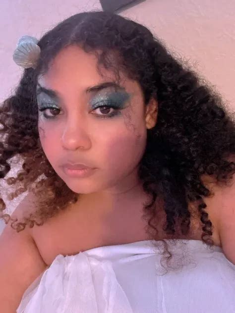 Juliana 🌺 Female Escorts In Everett Wa 631 431 5378