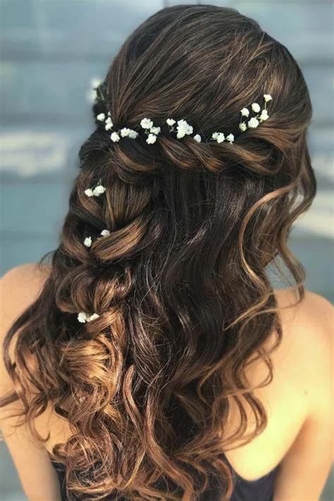 Hairstyles For A Semi Formal Dance